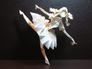 An Incredibly Diverse Group of 22 Origami People | Origami.me