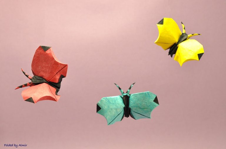 I (c)Ant Believe How Complex and Realistic these Origami Insects Look!