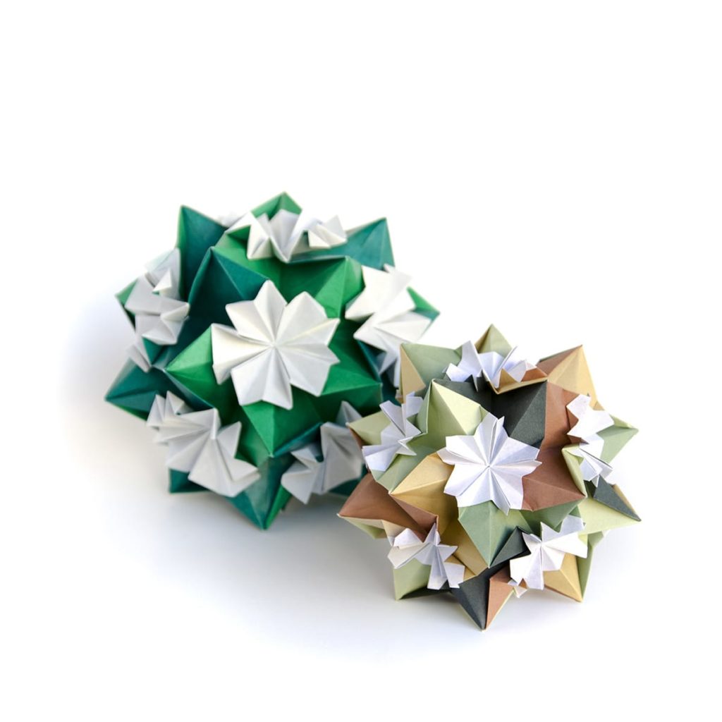 30 Absolutely Beautiful Origami Kusudamas