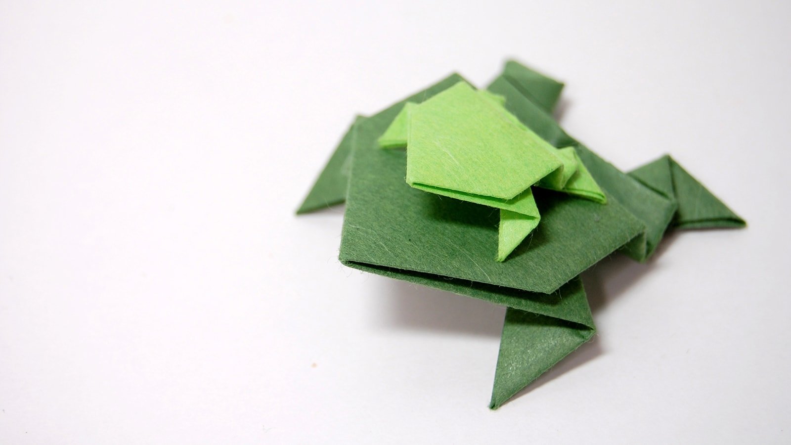 How To Fold An Easy Origami Jumping Frog Traditional Jumping Frog