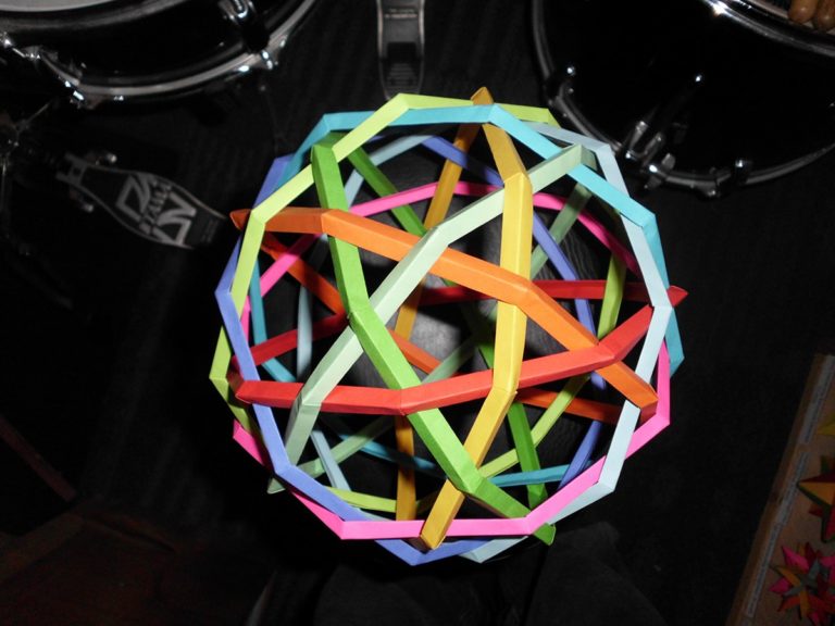You Too Can Fold Some of Byriah Loper’s Mind-Blowing Modular Origami