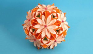 26 Wonderfully Delightful Modular Origami Kusudamas